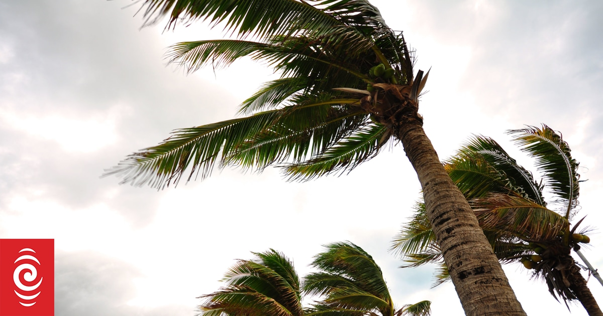 Cyclone Bart moving away from Cook Islands quickly | RNZ News