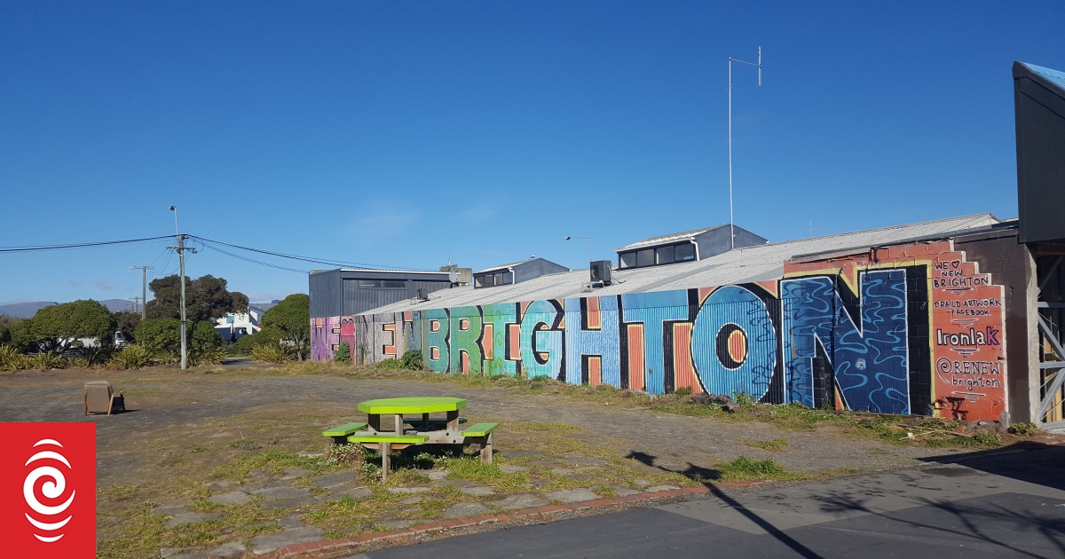 New Brighton residents promised upgrade to Pages Road Bridge | RNZ