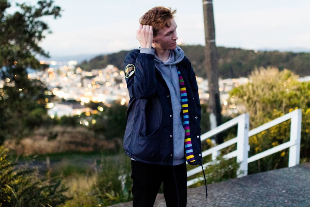 New songs from Los Angeles-based NZ songwriter Lontalius | RNZ
