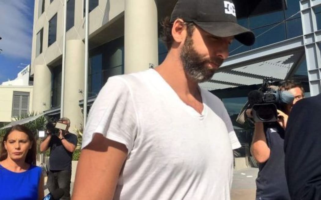 Hackett to seek help | RNZ News