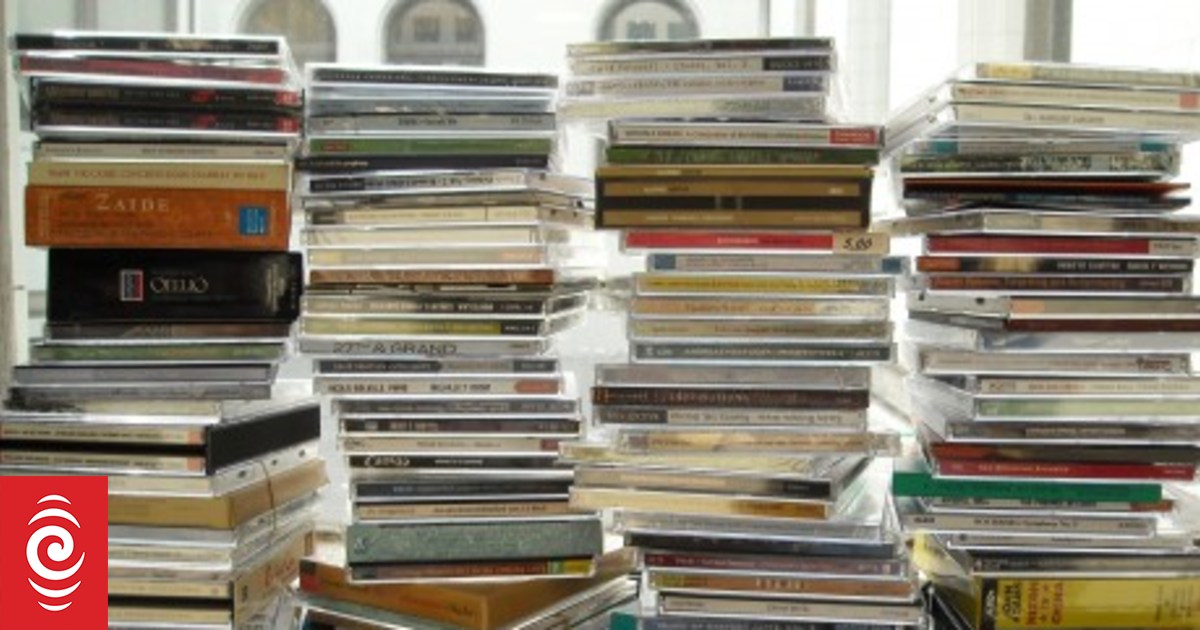 Music feature: Live albums with Marty Jones | RNZ