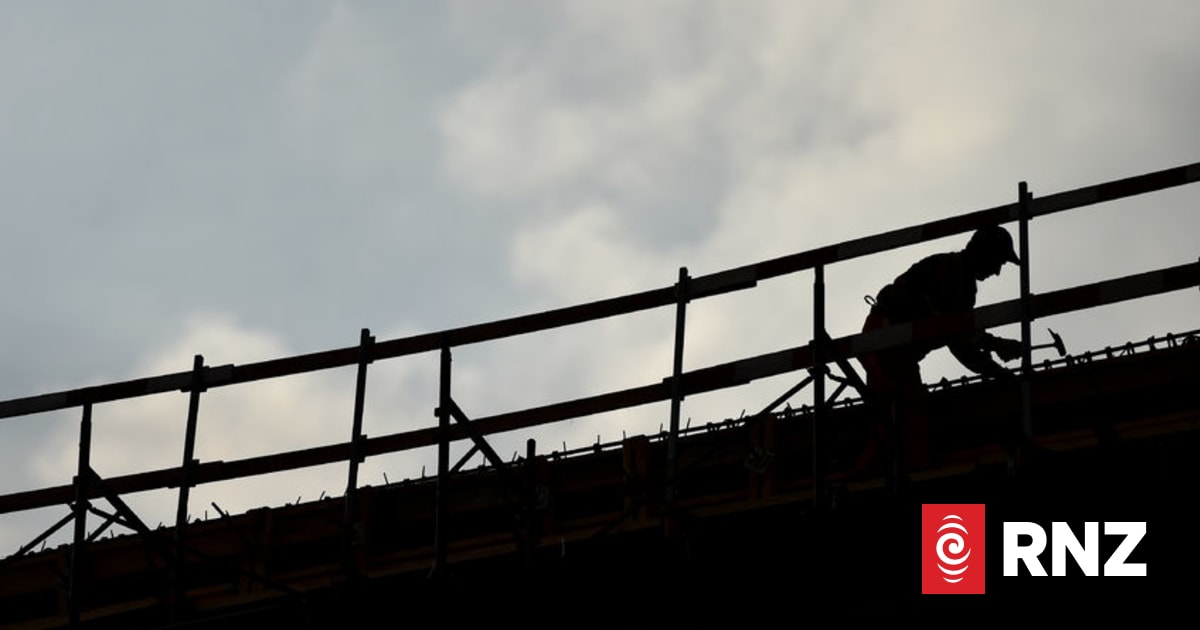 Migrant workers recruited for non-existent CNMI jobs | RNZ
