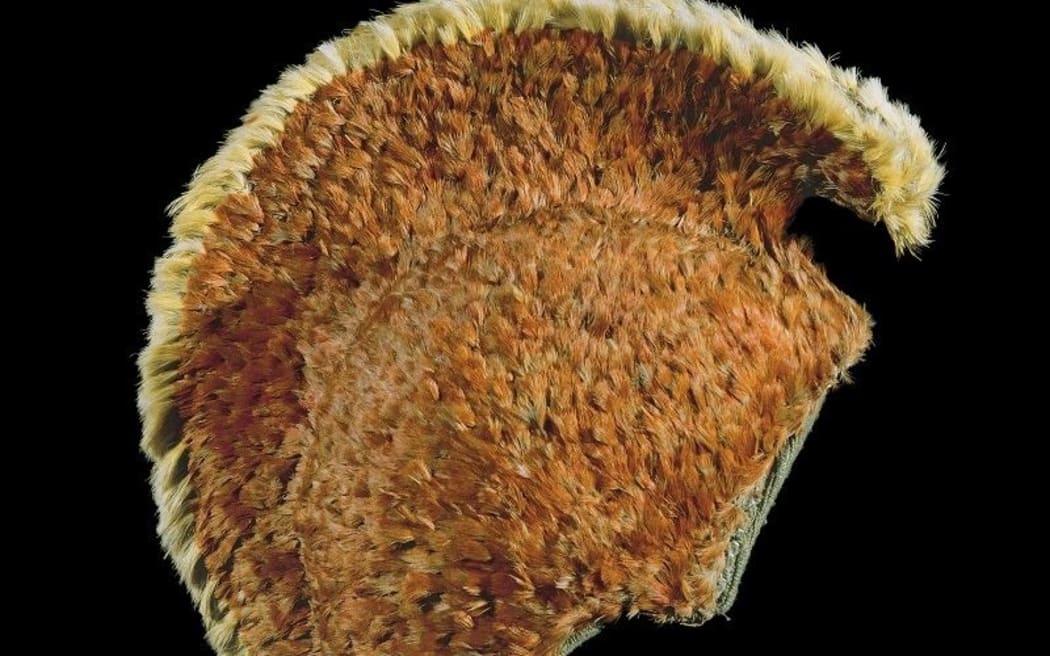 Capt Cook cloak and helmet returning to Hawai'i | RNZ News