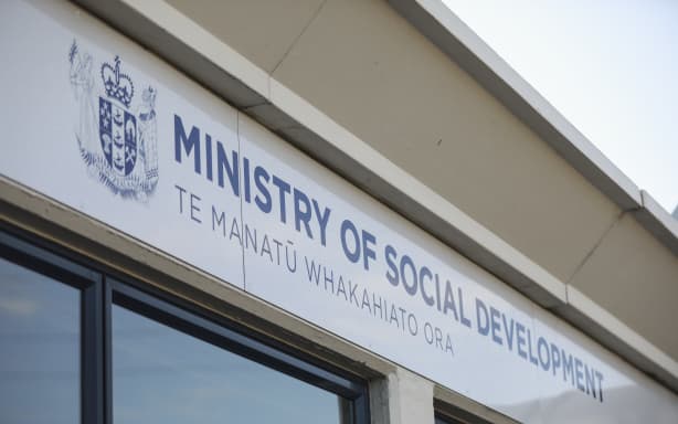 MSD document says there's 'no evidence' hundreds of New Zealanders are ...