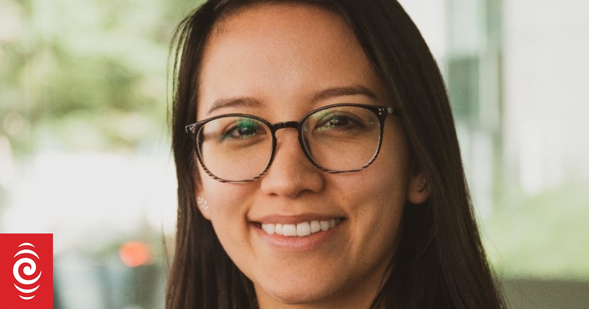 Dr Erica Brozovsky: The surprising origin of gossip | RNZ