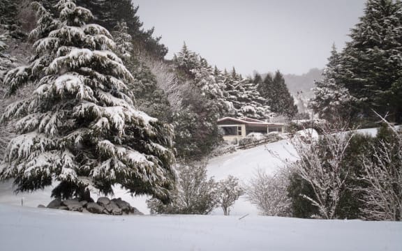 Snow across New Zealand | A Gallery from News | RNZ