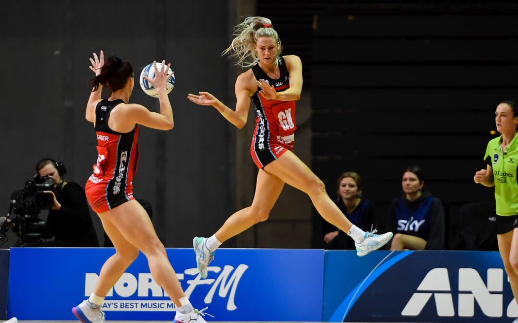 Netball: Tough love approach working for Mystics | RNZ News