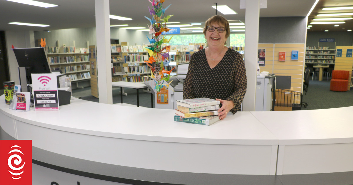 Upper Hutt libraries ditch fines for overdue books | RNZ