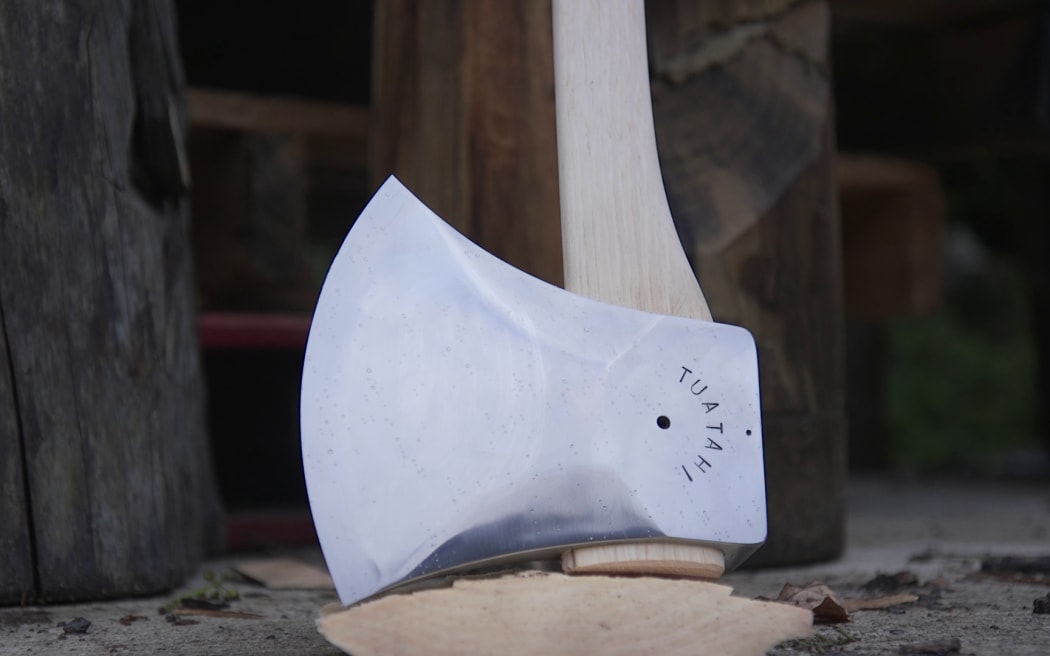 At the cutting edge - 'It's hard work making a top axe' | RNZ