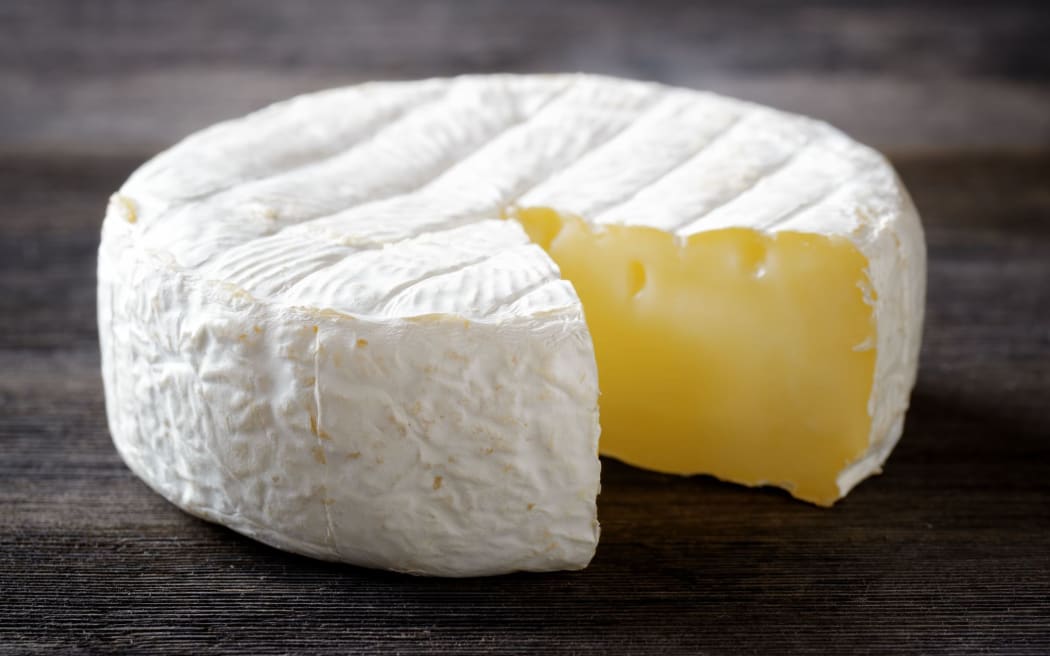 Camembert and brie cheeses recalled due to E coli | RNZ News