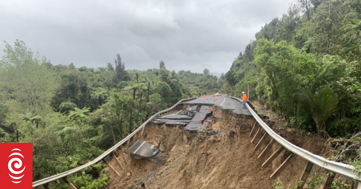 Weather: Coromandel roads hammered by another major storm | RNZ