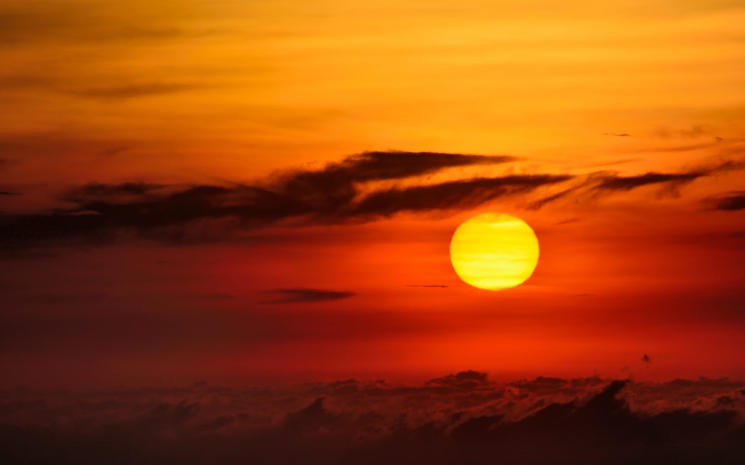 To avert climate disaster, what if one rogue nation dimmed the Sun ...