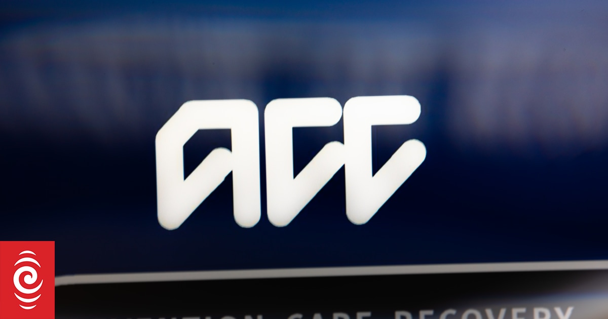 ACC dilemma keeps NZ woman from returning to Australia | RNZ