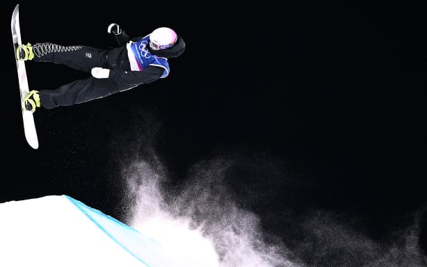 Zoi Sadowski-Synnott hits the front in Olympic Big Air qualifying | RNZ