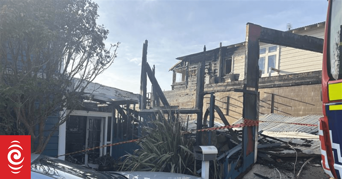 Neighbour heard loud 'boom', explosions as fire gutted Island Bay home ...