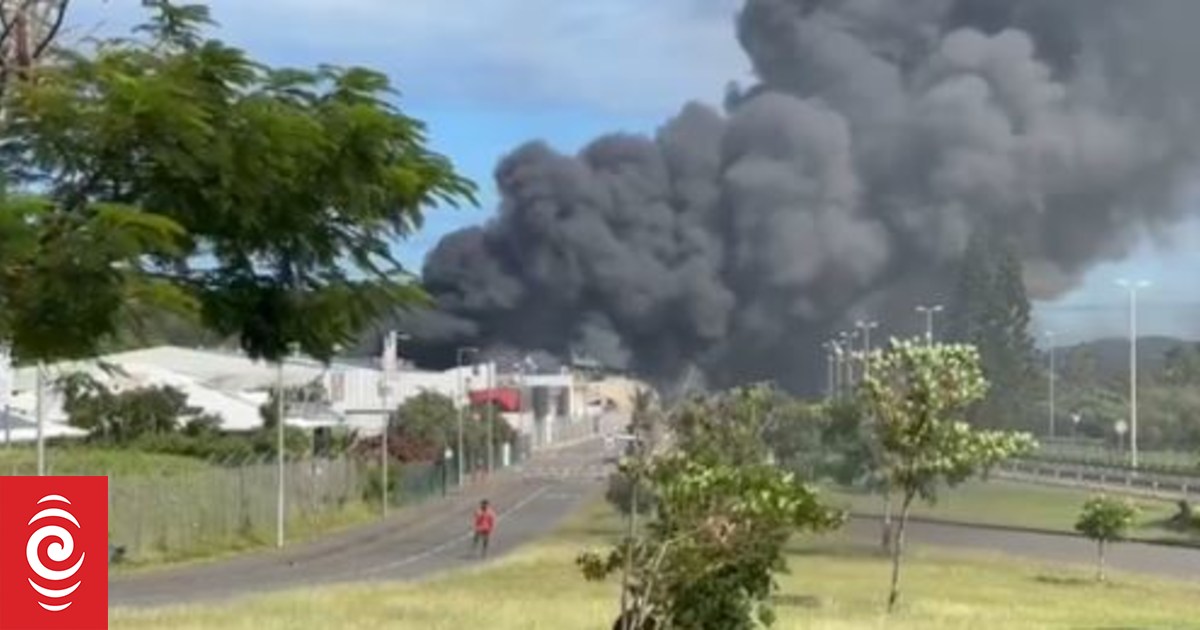 'A lot of fire, violence': Nouméa burns as New Caledonia comes to a ...