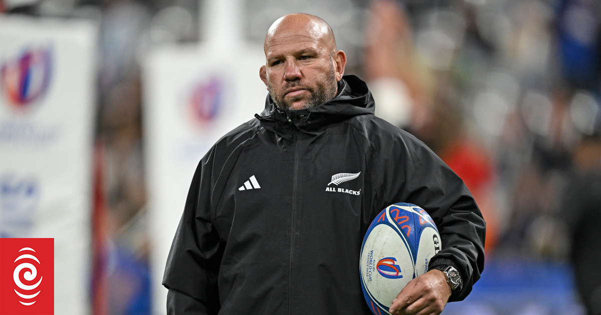 Forwards coach Ryan hailed by All Blacks pack | RNZ News