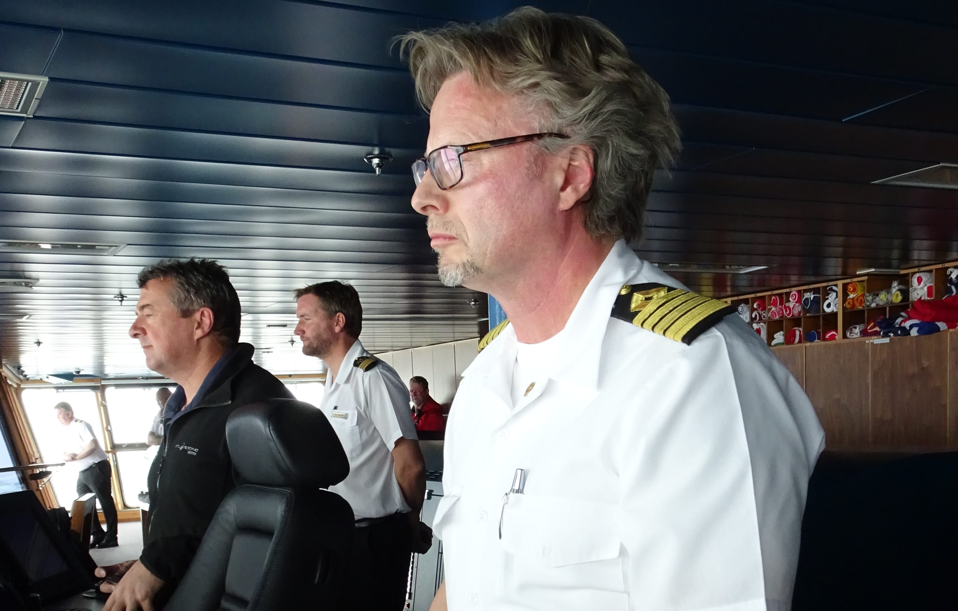 New record set for furthest south ship has ever sailed | RNZ