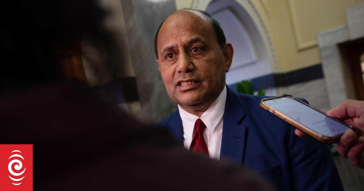 Labour ministers turn political disputes personal | RNZ News