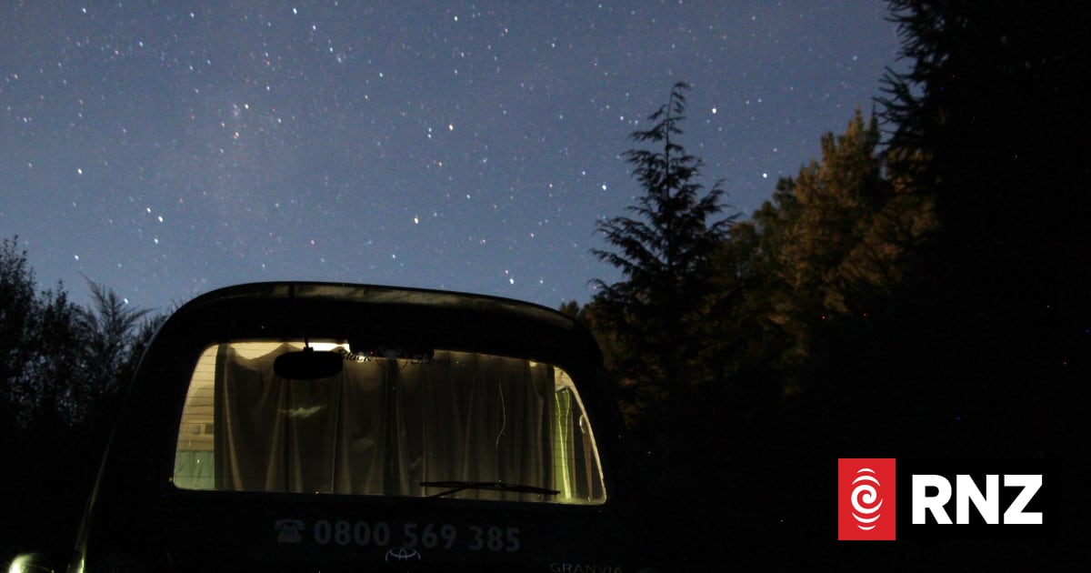 Stink brewing over move to ban non-self-contained freedom camping | RNZ