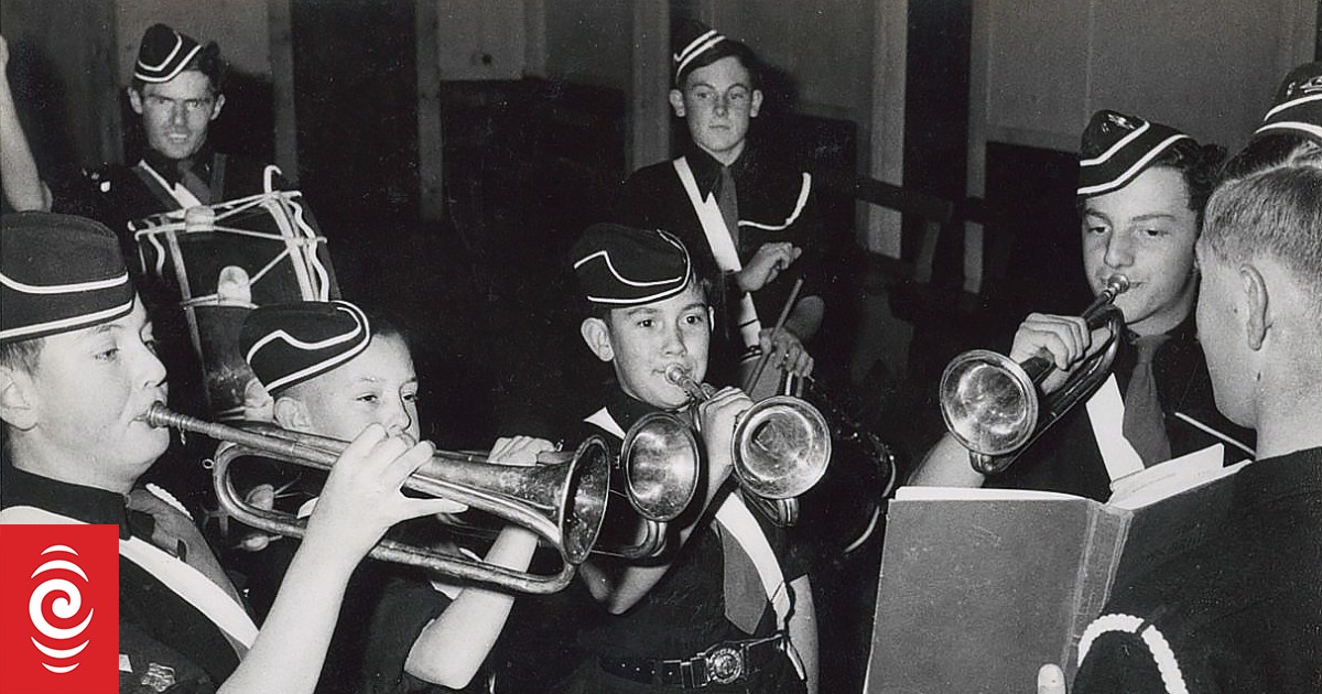 Bugle Stories 3: In the hands of children | RNZ