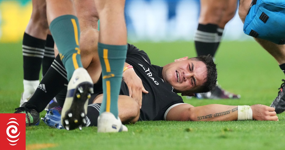 All Blacks remain unhappy with Darcy Swain "free shot" | RNZ News