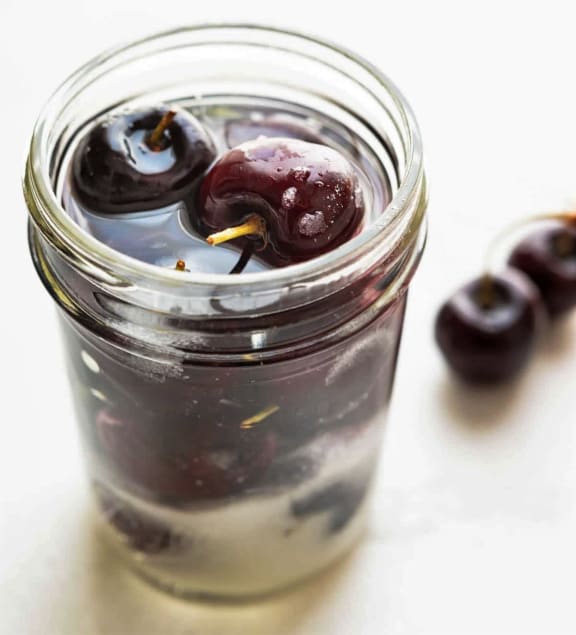 Edible and quaffable Christmas gifts | RNZ Recipes