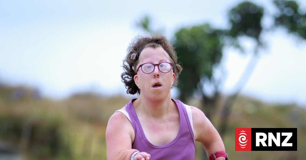 Woman with rare condition takes on half marathon challenge | RNZ