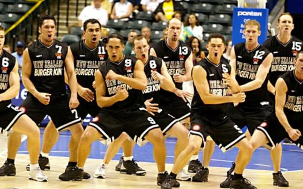 NZ Sporting History: Tall Blacks 2002 FIBA world cup | RNZ