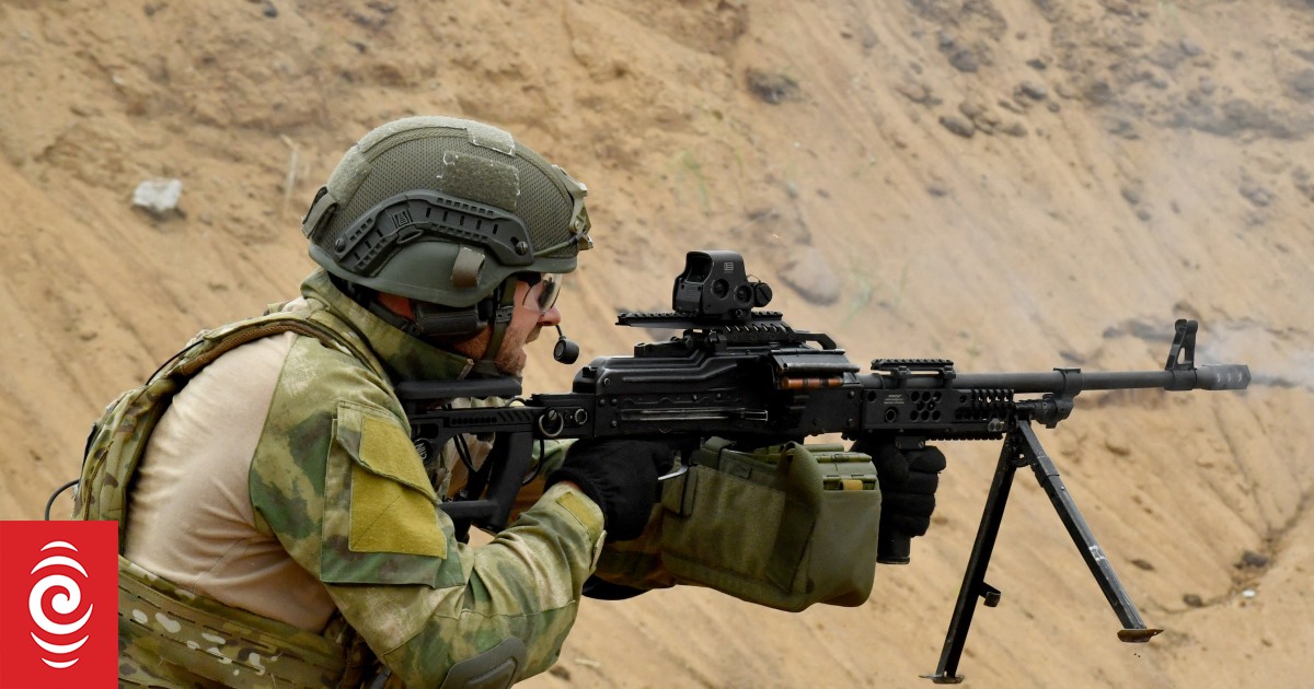 Putin orders 10 percent boost in Russian troop numbers | RNZ News