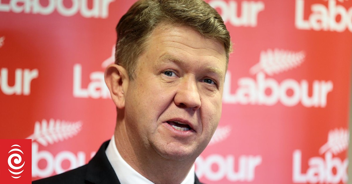 Labour side-steps overstayer amnesty challenge | RNZ News