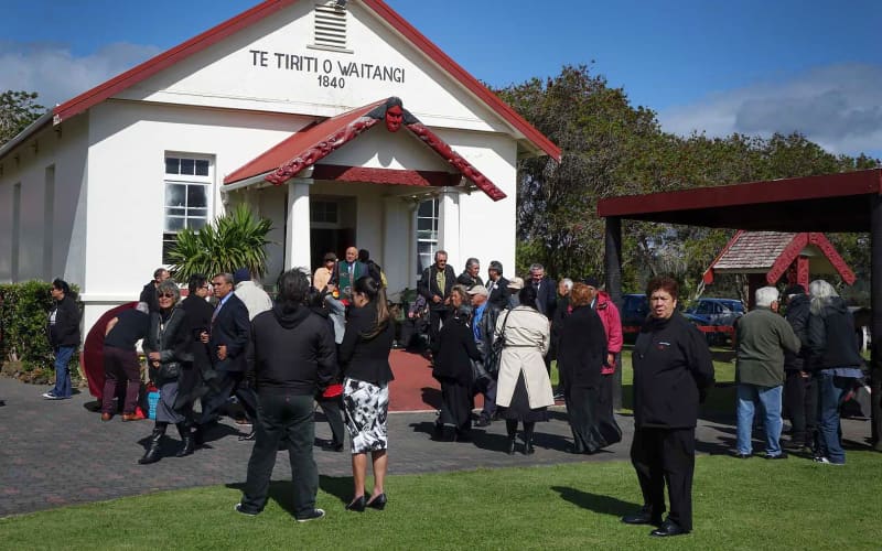 Mana whenua at Waitangi prepare for manuhiri | RNZ