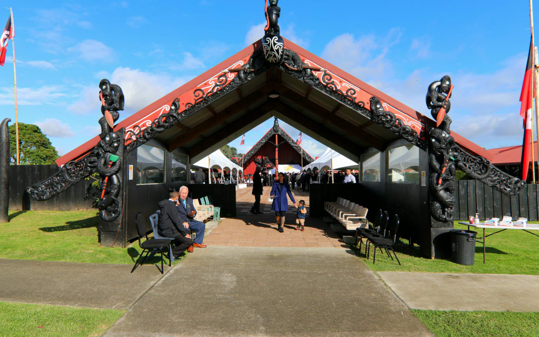 Joe Hawke remembered at tangi as gracious, courageous leader | RNZ News