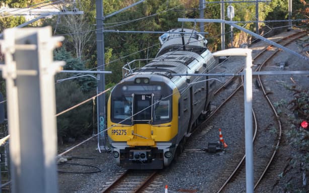 Too early to determine cause of Wellington train crash, officials say | RNZ