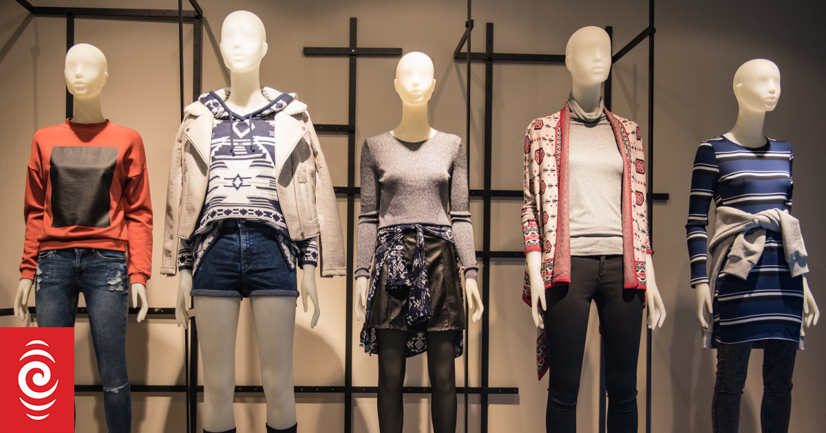 Growing calls for mannequins to reflect all sizes | RNZ