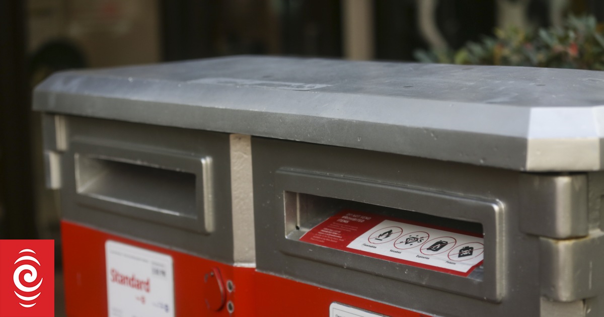 NZ Post makes full year loss | RNZ