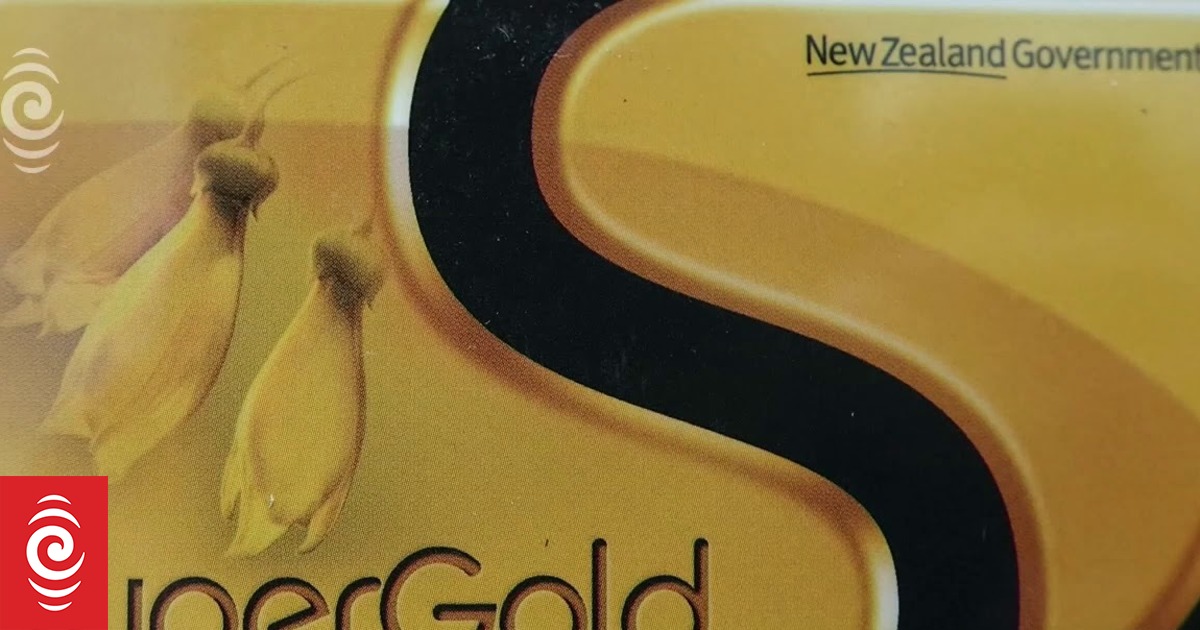 Retirees welcome souped-up SuperGold card | RNZ