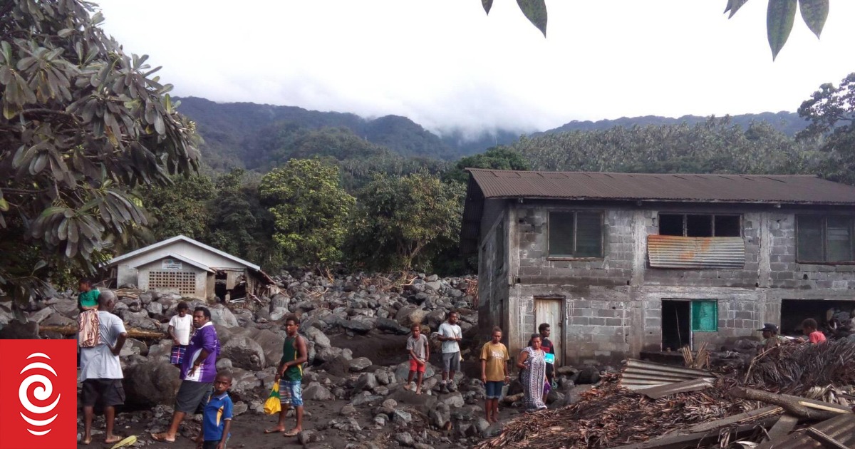 Vanuatu's Ambae island hit by flash flood | RNZ News
