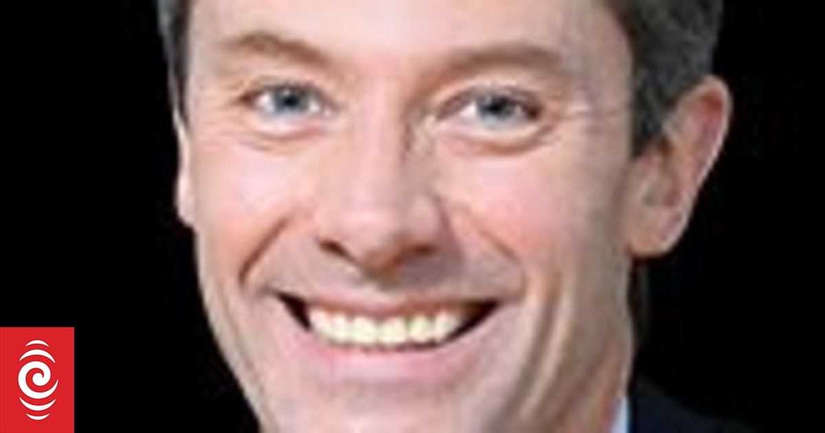 SBS boss Wayne Evans dies suddenly | RNZ News