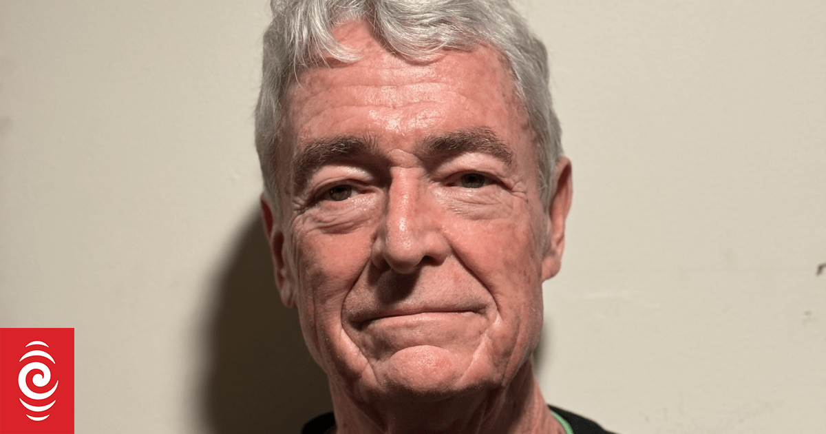 'My face was like sandpaper': a 70-year-old man converted to skincare | RNZ