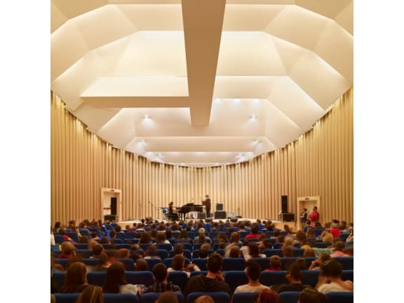 Shigeru Ban | A Gallery from Nine To Noon | RNZ National