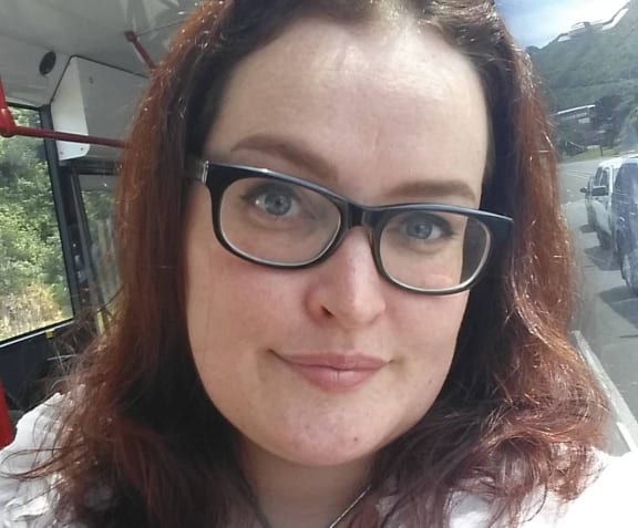 How to avoid Twitter's toxic tangles | RNZ News