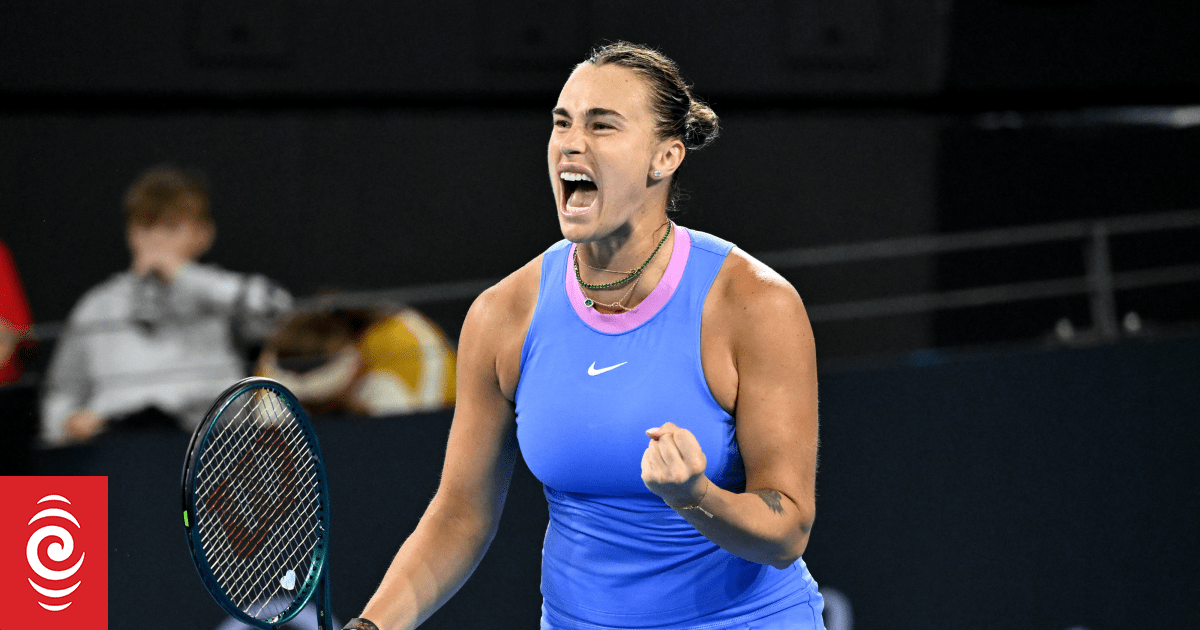 Sabalenka, Zverev shine after rain stops play in Melbourne | RNZ News