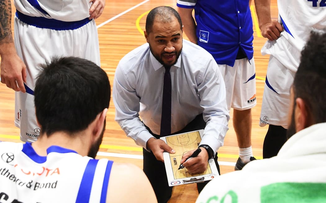 Breakers coach fined again | RNZ News