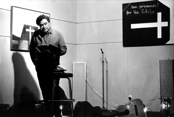 NZ Biography: Poet and Orator, Hone Tuwhare | RNZ