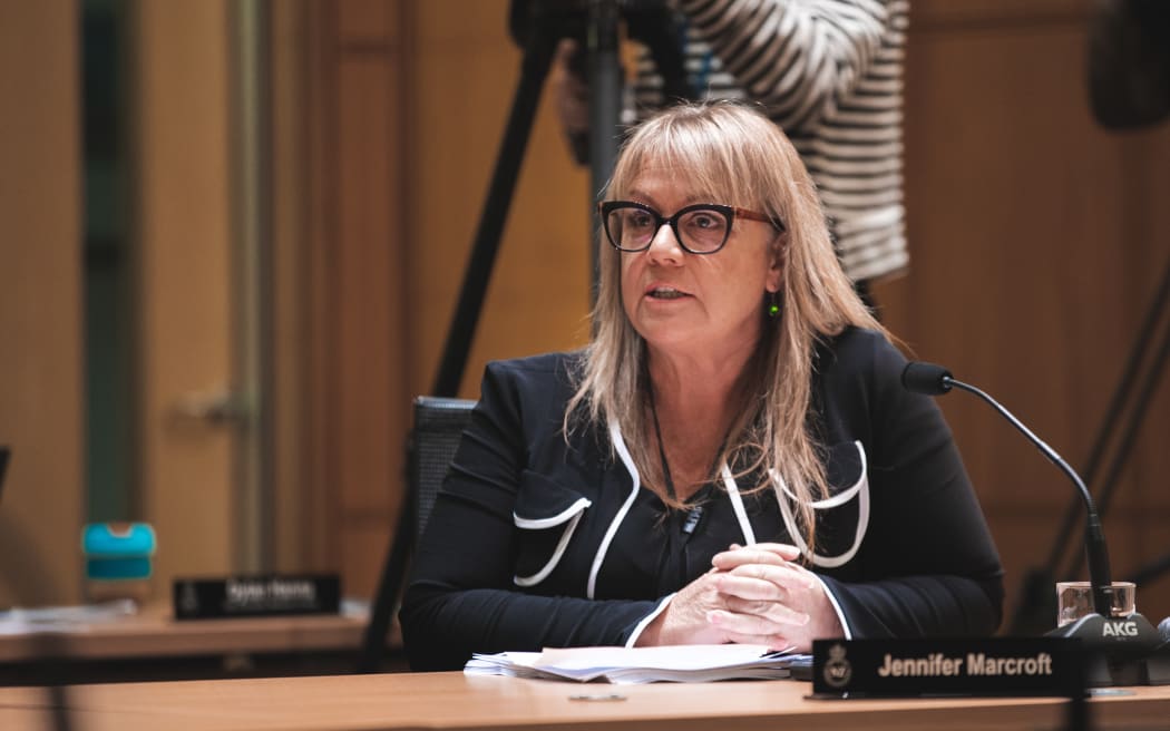 Parliament urgently debates Reserve Bank dual mandate repeal | RNZ News