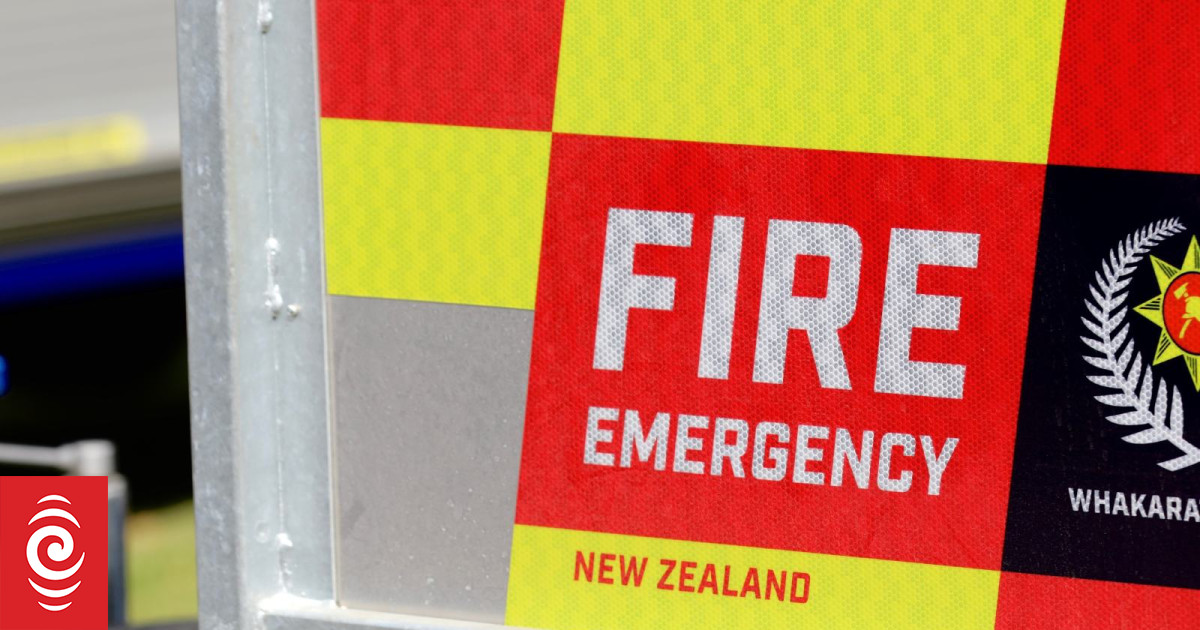 Tararua scrub fire brought under control | RNZ News