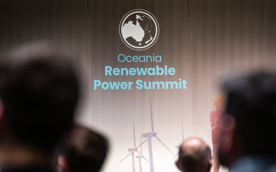 Pacific power officials discuss clean energy transition | RNZ News