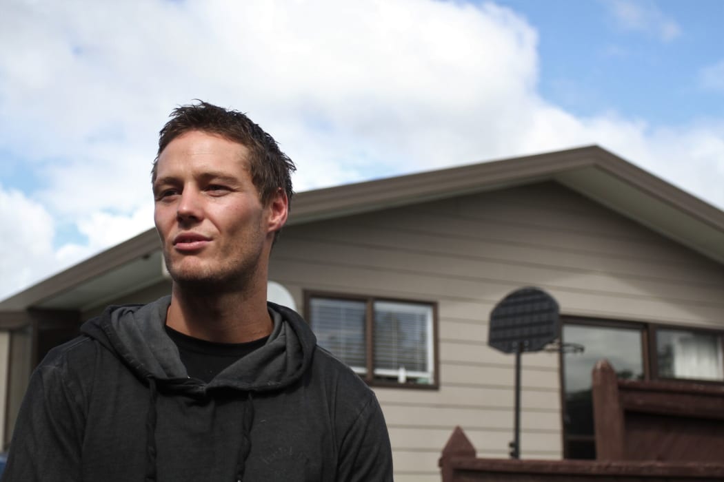 Man sentenced to home detention after stealing skull and bones | RNZ News