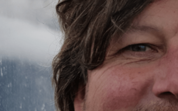 Search for Wayne Taylor: Body found at base of cliff | RNZ News